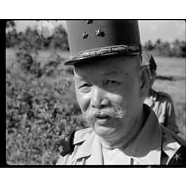 ImagesDéfense - Le général Tran Van Soaï, chef de la secte Hoa Hao.