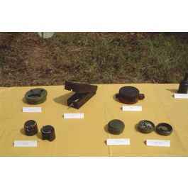 ImagesDéfense - Présentation de différentes mines MD 82B (vietnamienne ...