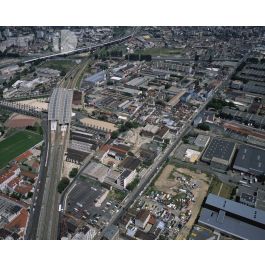 ImagesDéfense - La Plaine Saint-Denis (93). Le quartier du Landy. Vue ...