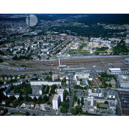 ImagesDéfense - Massy (91). Quartier des gares. Vue vers le nord-ouest.