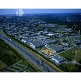 ImagesDéfense - Les Ulis (91). Zone d'activités de Courtaboeuf. Vue ...