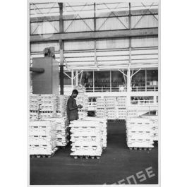 ImagesDéfense - République unie du Cameroun, Edéa, 1963. Usine Alucam ...