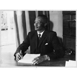 ImagesDéfense - Transkei, 1968. M. Kaiser Matanzima.