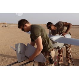 ImagesDéfense - Des artilleurs du 93e régiment d'artillerie de montagne ...