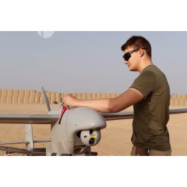 ImagesDéfense - Un artilleur du 93e régiment d'artillerie de montagne ...