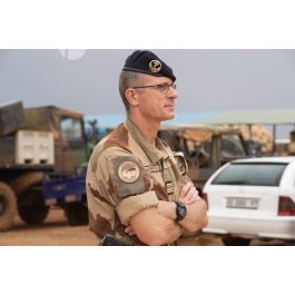 ImagesDéfense - Portrait du colonel Christophe Follet lors d'une ...