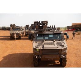ImagesDéfense - Arrivée des véhicules blindés multi-rôles (VBMR ...
