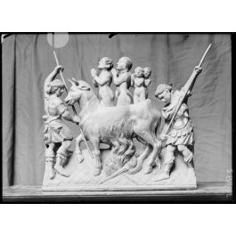 ImagesDéfense - Statue de Saint-Eustache en bois peint doré. [légende d ...