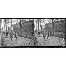 ImagesDéfense - Verdun. Mr Justin Godart et le général Dubois dans la ...