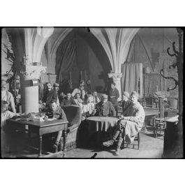 ImagesDéfense - Soupir. Aisne. Le château. La salle des gardes ...