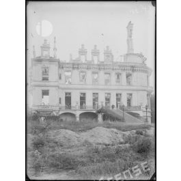 ImagesDéfense - Soupir. Aisne. Le château. Façade. [légende d'origine]