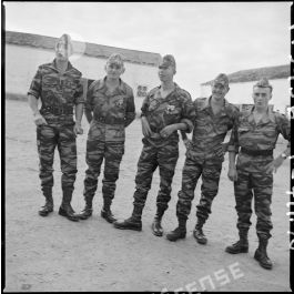 ImagesDéfense - Commando de chasse en opération. [Description en cours]