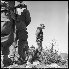 ImagesDéfense - Le colonel Marcel Bigeard et le commando Georges dans ...