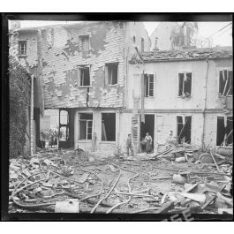 ImagesDéfense - Nancy, une maison détruit rue Drouin. [légende d'origine]