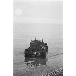 ImagesDéfense - Char Churchill baptisé Confident appartenant au 14th ...