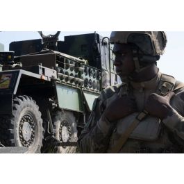 ImagesDéfense - Un artilleur du 68e régiment d'artillerie d'Afrique ...