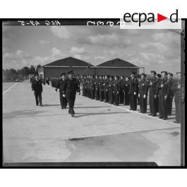 ImagesDéfense - Cérémonie militaire de l'armée de l'Air sur une base ...
