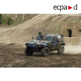 ImagesDéfense - Présentation dynamique d'un VBL (véhicule blindé léger ...
