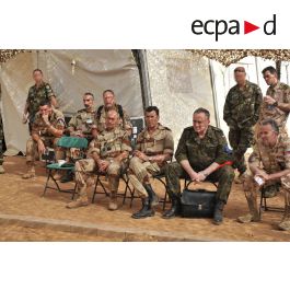 ImagesDéfense - Présentation de la situation du camp de Goz Beida au ...