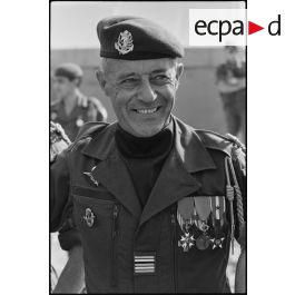 ImagesDéfense - Portrait d'un lieutenant-colonel décoré lors d'une ...