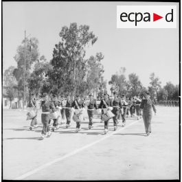 ImagesDéfense - Prise d'armes à la caserne du 45e régiment des ...