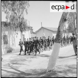 ImagesDéfense - Prise d'armes à la caserne du 45e régiment des ...