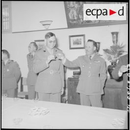 ImagesDéfense - Prise d'armes à la caserne du 45e régiment des ...