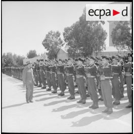 ImagesDéfense - Prise d'armes à la caserne du 45e régiment des ...