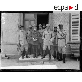 ImagesDéfense - Mailly (Aube). Le général Monroe et l'état-major de la ...