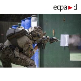 ImagesDéfense - Un commando du 1er régiment parachutiste d'infanterie ...