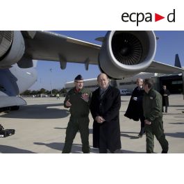 ImagesDéfense - Le ministre de la Défense Jean-Yves Le Drian visite un ...