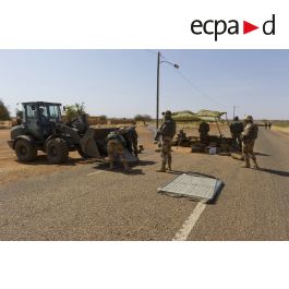 ImagesDéfense - Des sapeurs du 25e régiment du génie de l'air (25e RGA ...