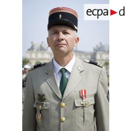 ImagesDéfense - Portrait du colonel Denis Mistral du Commandement des ...