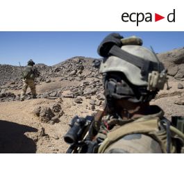 ImagesDéfense - Un groupe de commandos parachutistes (GCP) du 2e ...