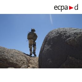 ImagesDéfense - Un commando parachutiste (GCP) du 2e régiment étranger ...