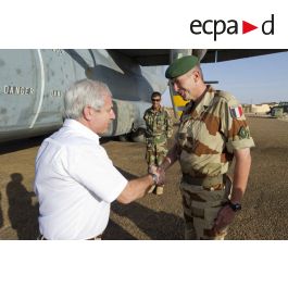 ImagesDéfense - Le président de l'Assemblée nationale Claude Bartolone ...
