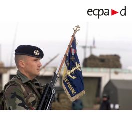 ImagesDéfense - Portrait du porte-fanion du 21e RIMa (régiment d ...