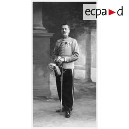 ImagesDéfense - Capitaine G. Britsch à l'état-major du du 20e corps à ...