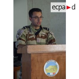 ImagesDéfense - Le premier maître Marc intervient pour un point de ...