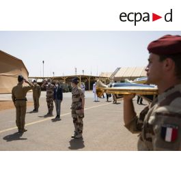 ImagesDéfense - La ministre des Armées Florence Parly est reçue avec ...