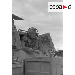 ImagesDéfense - Un équipage de blindé de Panzer-Regiment 8.