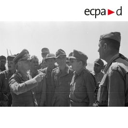 ImagesDéfense - Le général Erwin Rommel, par l'intermédiaire de Moselli ...