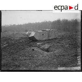 ImagesDéfense - Marly-le-Roy, au lieu dit du Trou d'Enfer, essais de ...