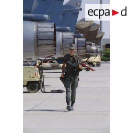 ImagesDéfense - Sur la BA (base aérienne) d'Al Ahsa, des avions de ...