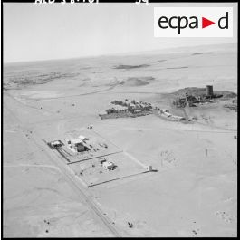 ImagesDéfense - Vue aérienne de la centrale et de la station de pompage ...