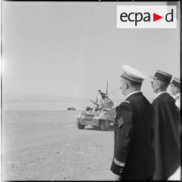 ImagesDéfense - Défilé de la 1ère compagnie saharienne portée de légion ...