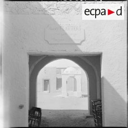 ImagesDéfense - L'entrée de l'ancien fort de Flatters.