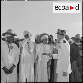 ImagesDéfense - Cérémonie du 14 juillet à Colomb-Béchar.