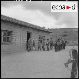 ImagesDéfense - Ecole des gorges de Palestro (Algérie).