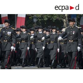 ImagesDéfense - Défilé des élèves de l'école Polytechnique sur les ...